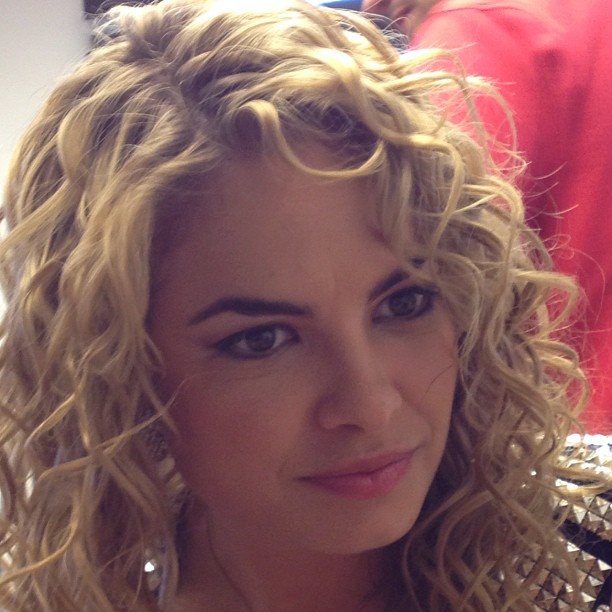 Lovers Lua Blanco: Ivan Zettel e Mari Cysne posta fotos de Lua Blanco em seus Instagram's.