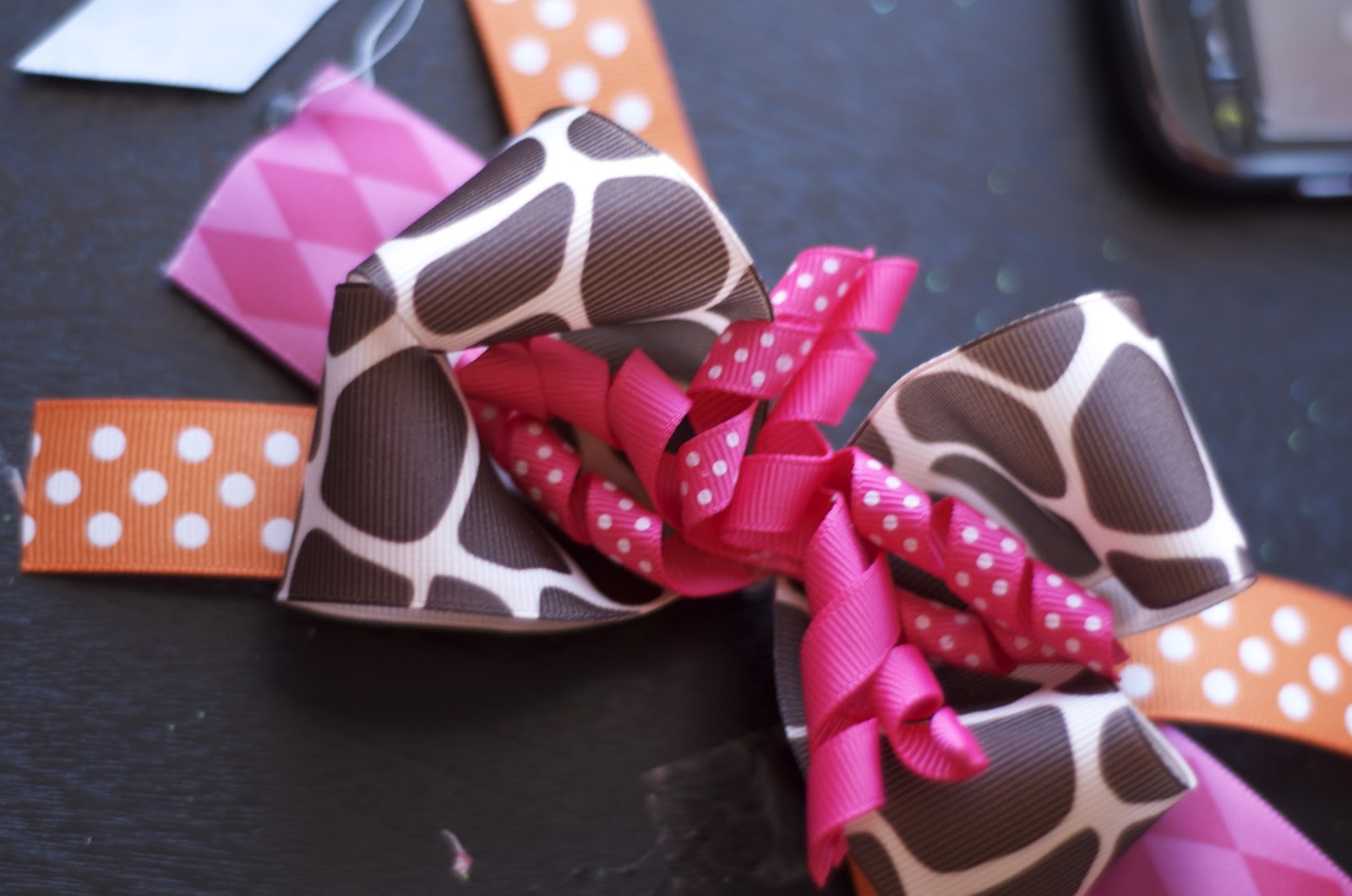 Live. Laugh. Love.: Small Layered Bow Tutorial