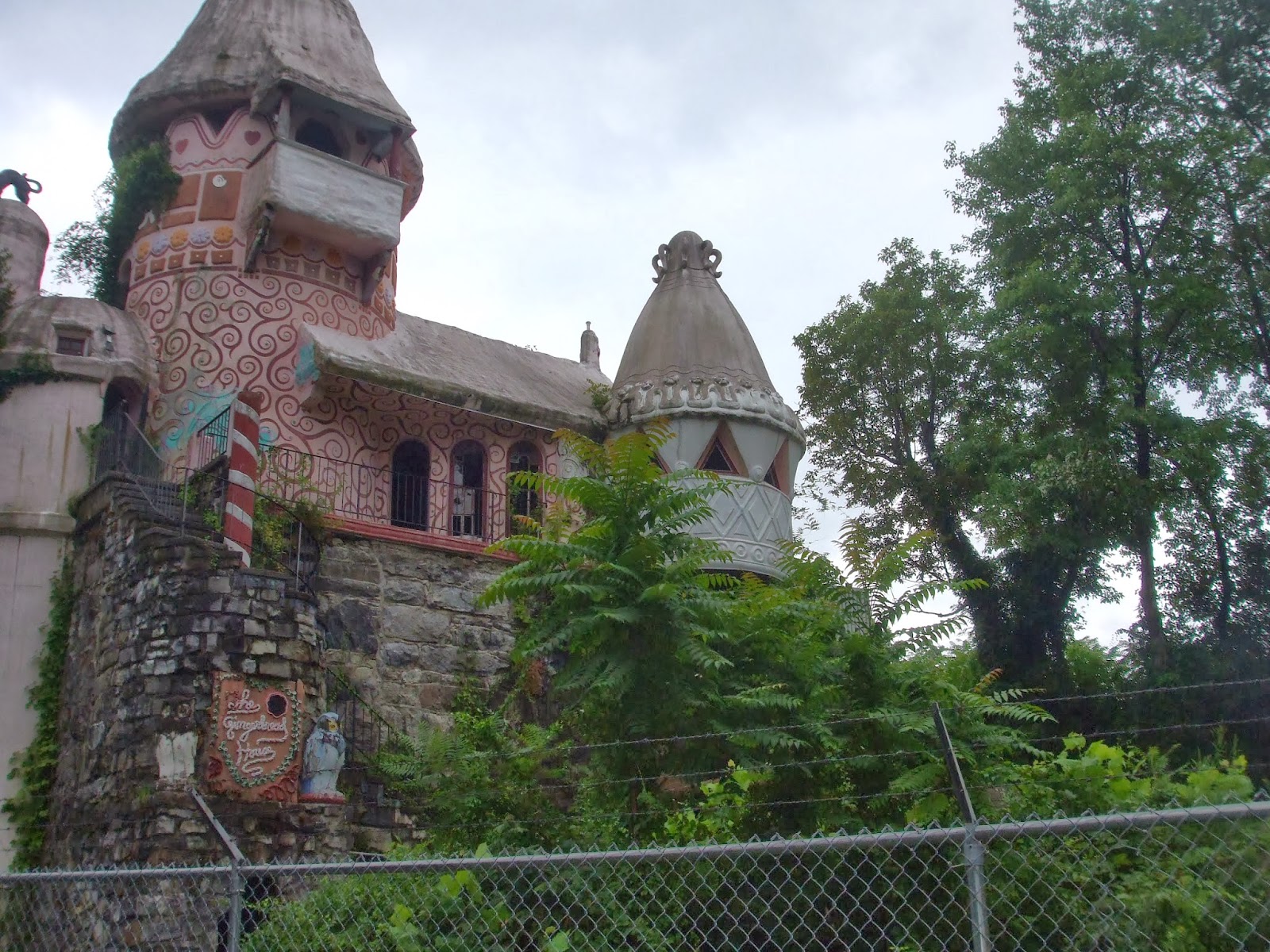 The Adventures of Miss Myo: Gingerbread Castle/Wheatsworth Mill ...