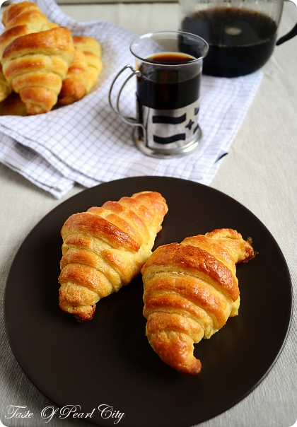 Taste of Pearl City: Buttery Flaky Croissants With Step by Step Pictures