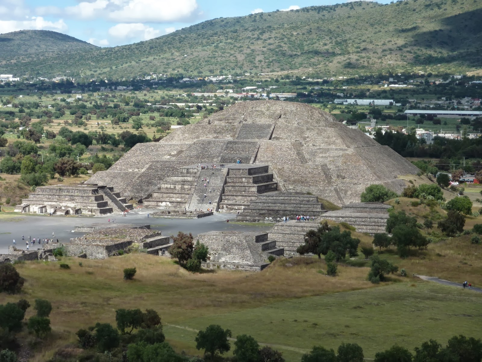 Tequila Tabasco Tamales: Teotihuacan Pyramids