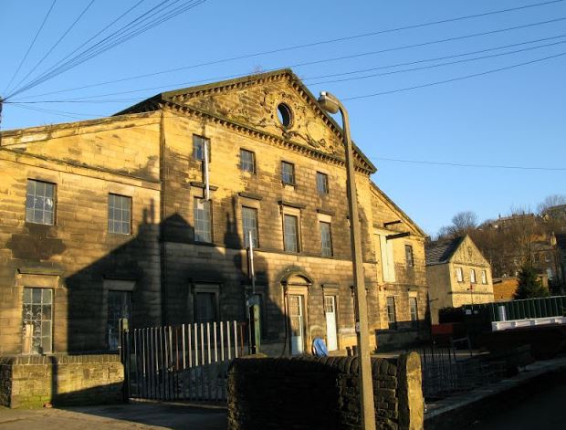 Milnsbridge Conservative Club