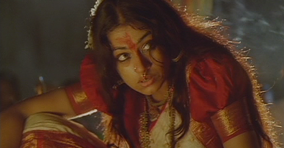 POSTSCRIPTm: 15 BEST SHOBANA PERFORMANCES in Malayalam films