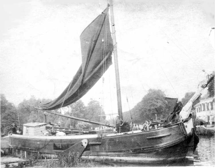 'ZIEN EN WETEN': PRAAM.