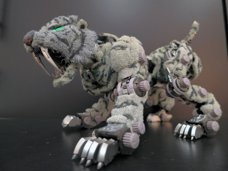 Build and Shoot: ZOIDS WHITE TIGER: CUSTOM BUILD