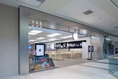 Apple Stores: Apple Store Upper Canada Mall