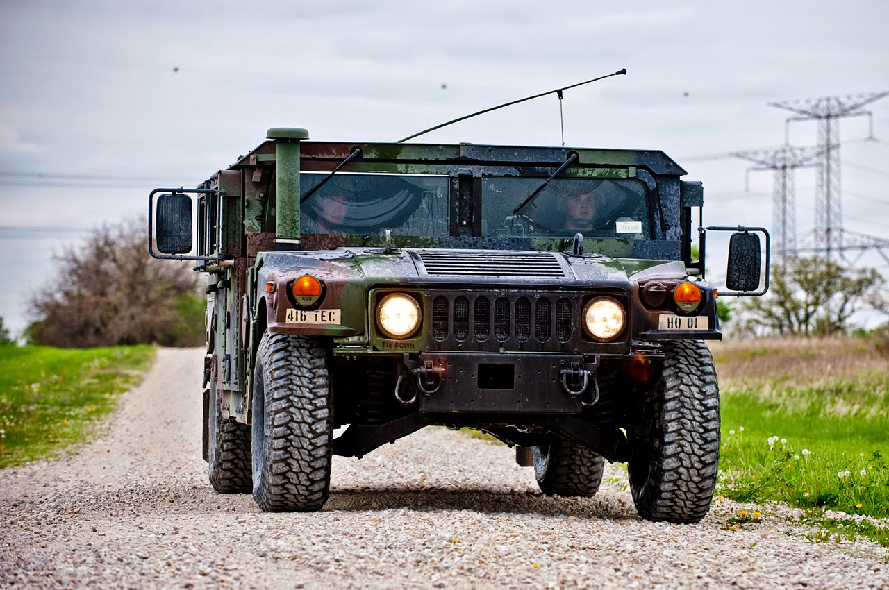 US Army Humvee Driver: Driven to Work Photos - Latest Auto Design