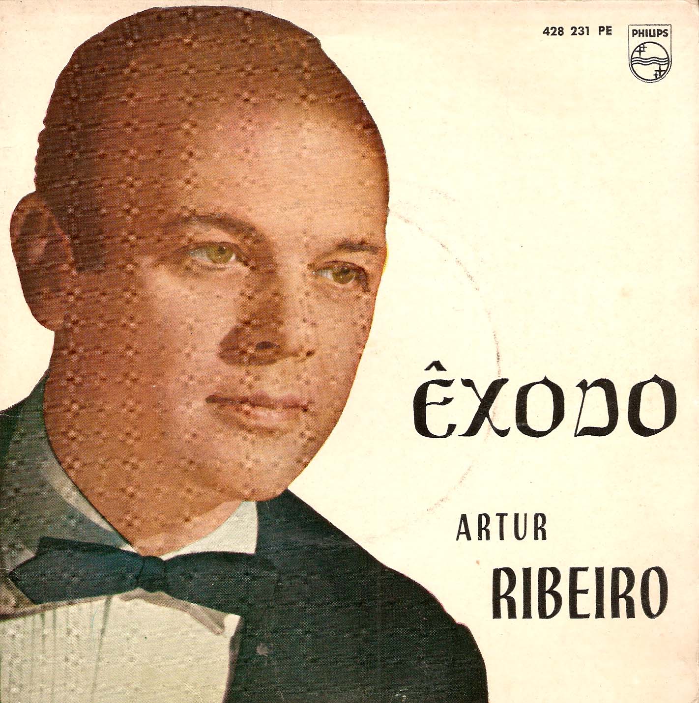 IÉ-IÉ: ARTUR RIBEIRO