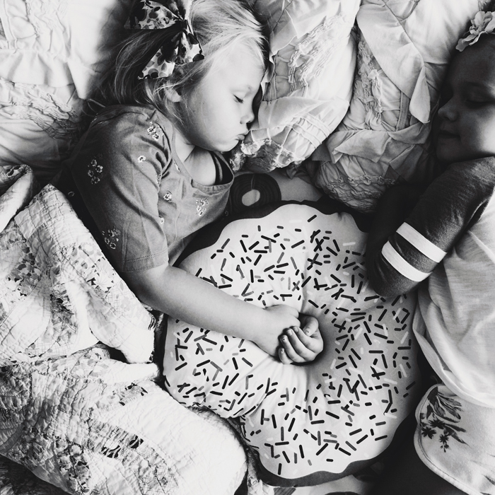 Sugar and Tots Giveaway. | CaseyLeigh/The Wiegands | Bloglovin’