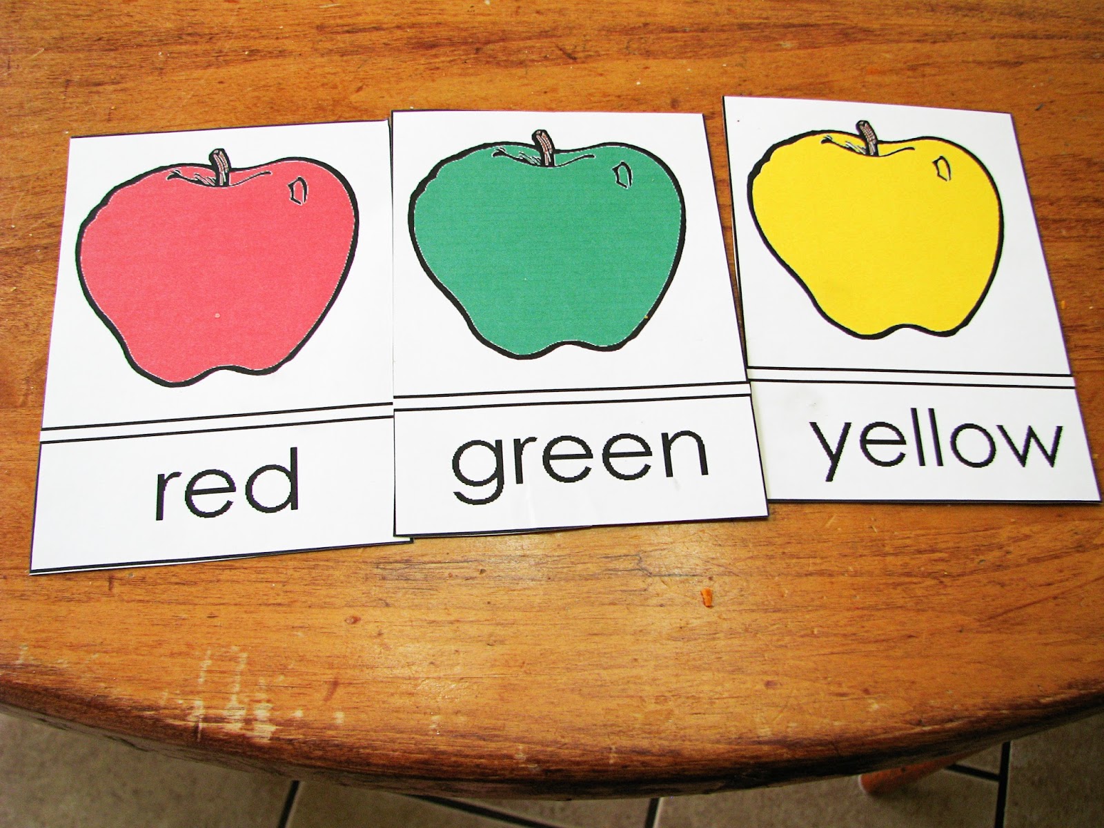 Mommy's Little Helper: Apple Preschool Theme