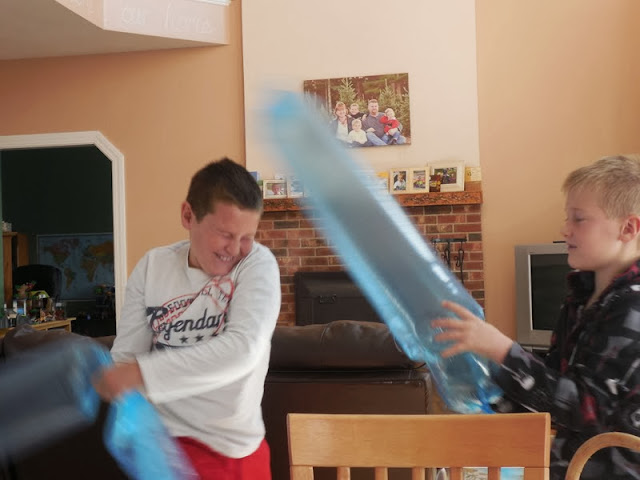 Learning About Bernoulli's Principle With a Windbag Experiment