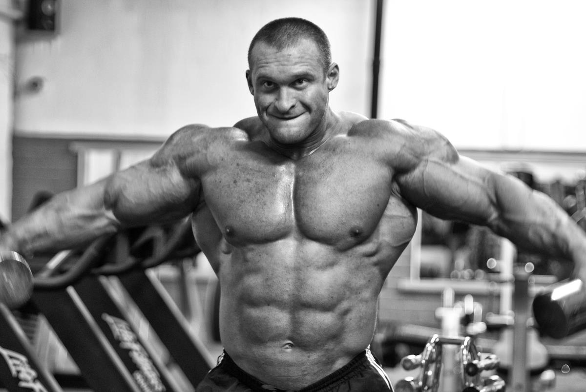 Muscle Lover: Slovakian bodybuilder Lukas Gabris