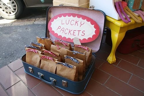 In en om die huis: Lucky Packets