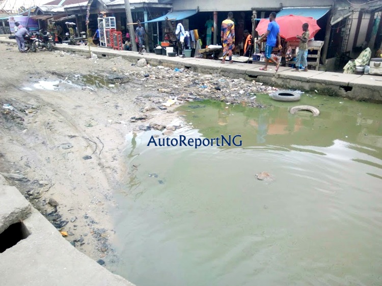 The Bad Road That Was Abandoned For Years In Ijora-Badia, Lagos ...