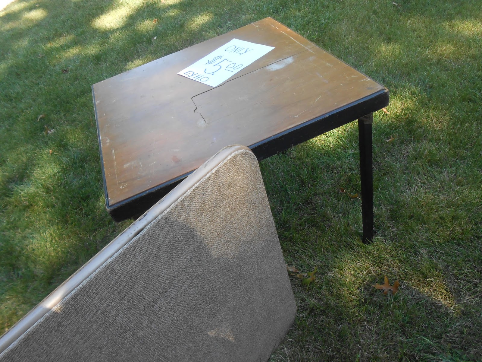 Rita's Sew Fun: Singer Featherweight Folding Table