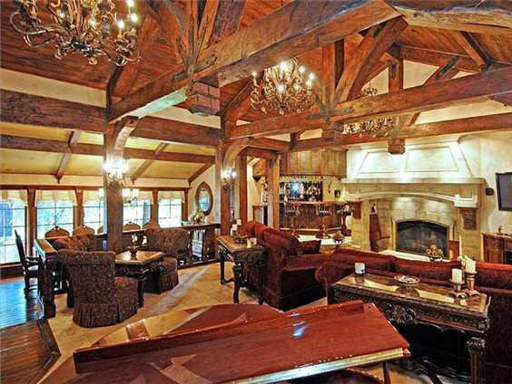 .: Inside Drake's house.