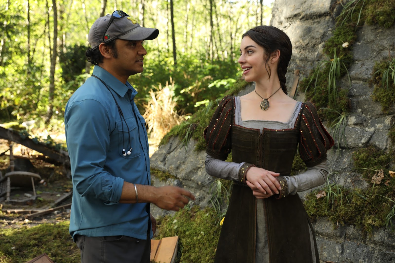 ONCE UPON A TIME - Roni in cerca di risposte nell'episodio 7x06 “Wake ...