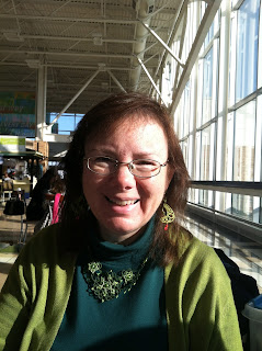 Lace-lovin' Librarian: Dear Fox...