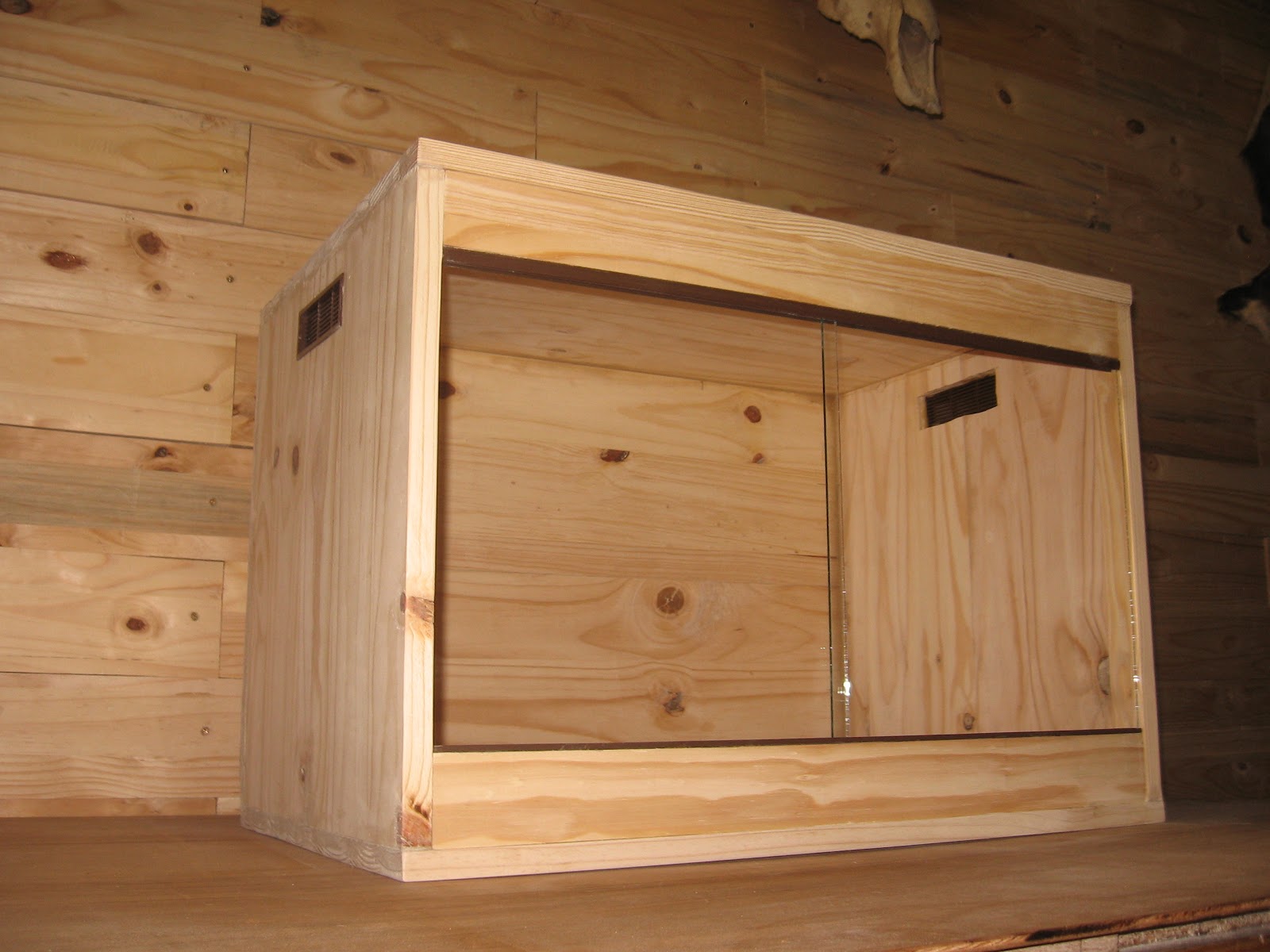 Dave's Custom Reptile Cages: Gallery - Custom Reptile Cages