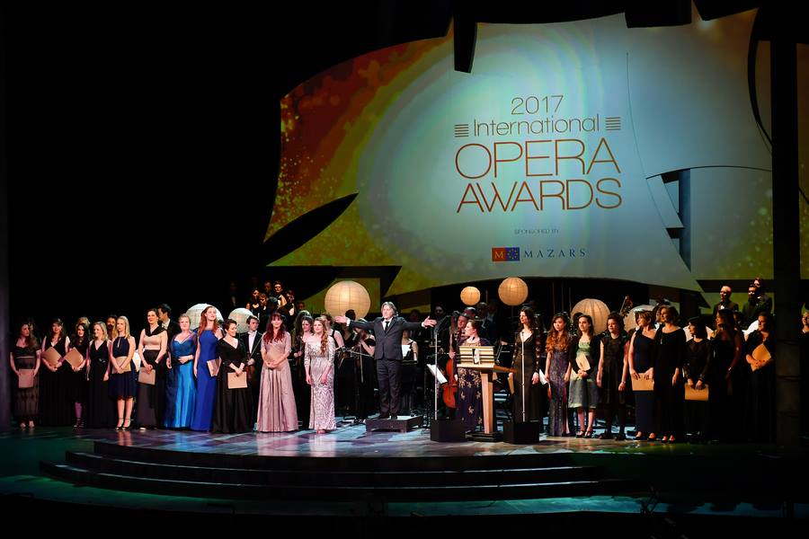Scotto, Netrebko, Brownlee y Flórez han sido premiados en los ...