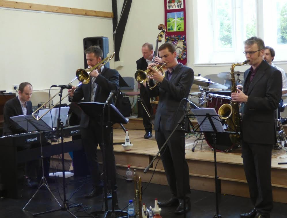 bebop spoken here: Johnny Deps in Crook - Paul Edis Sextet @ St ...