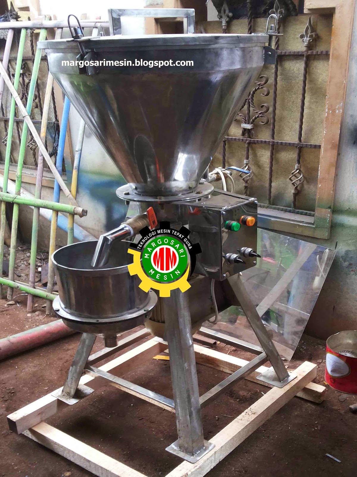MESIN BLENDER HEAVY DUTY - MARGOSARI MESIN
