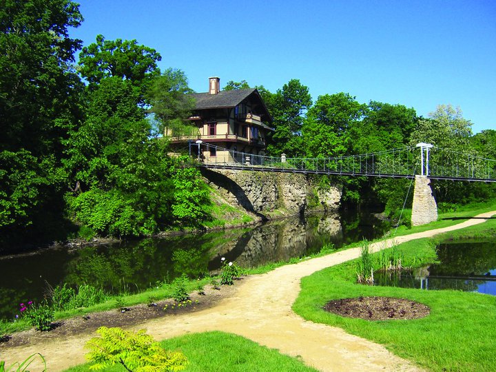 The Digital Research Library of Illinois History Journal™ : The History ...