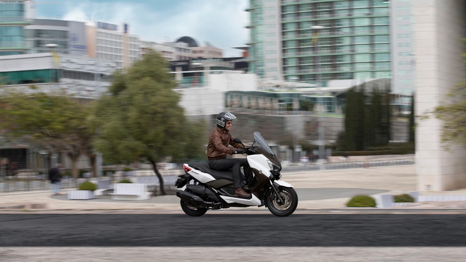 Revista Scooter: Nueva Yamaha X-Max 400 2014