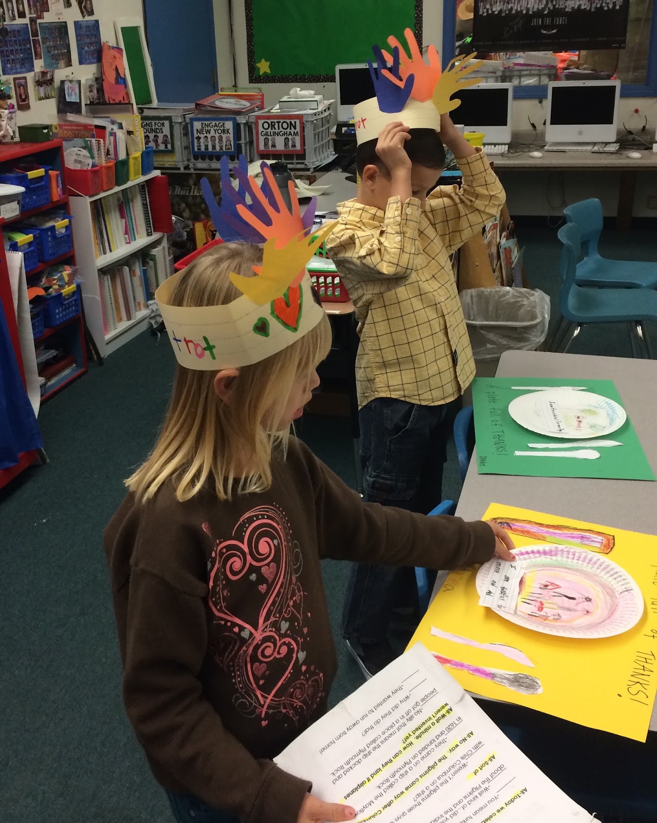 TURKEY WEEK IDEAS/FREEBIES + A LITTLE HOLIDAY PREP - Teacher Idea Factory