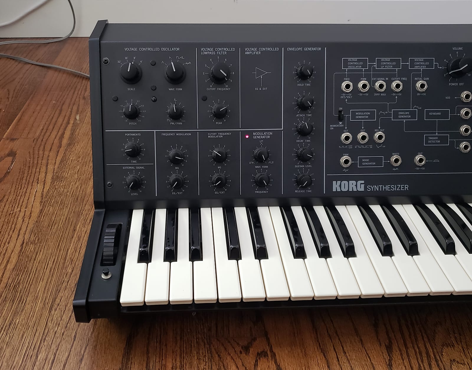 MATRIXSYNTH: Korg MS-10 SN 130767