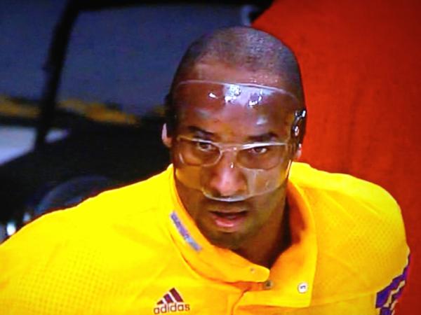 Kobe Bryant : The Mask Man - iTrendous