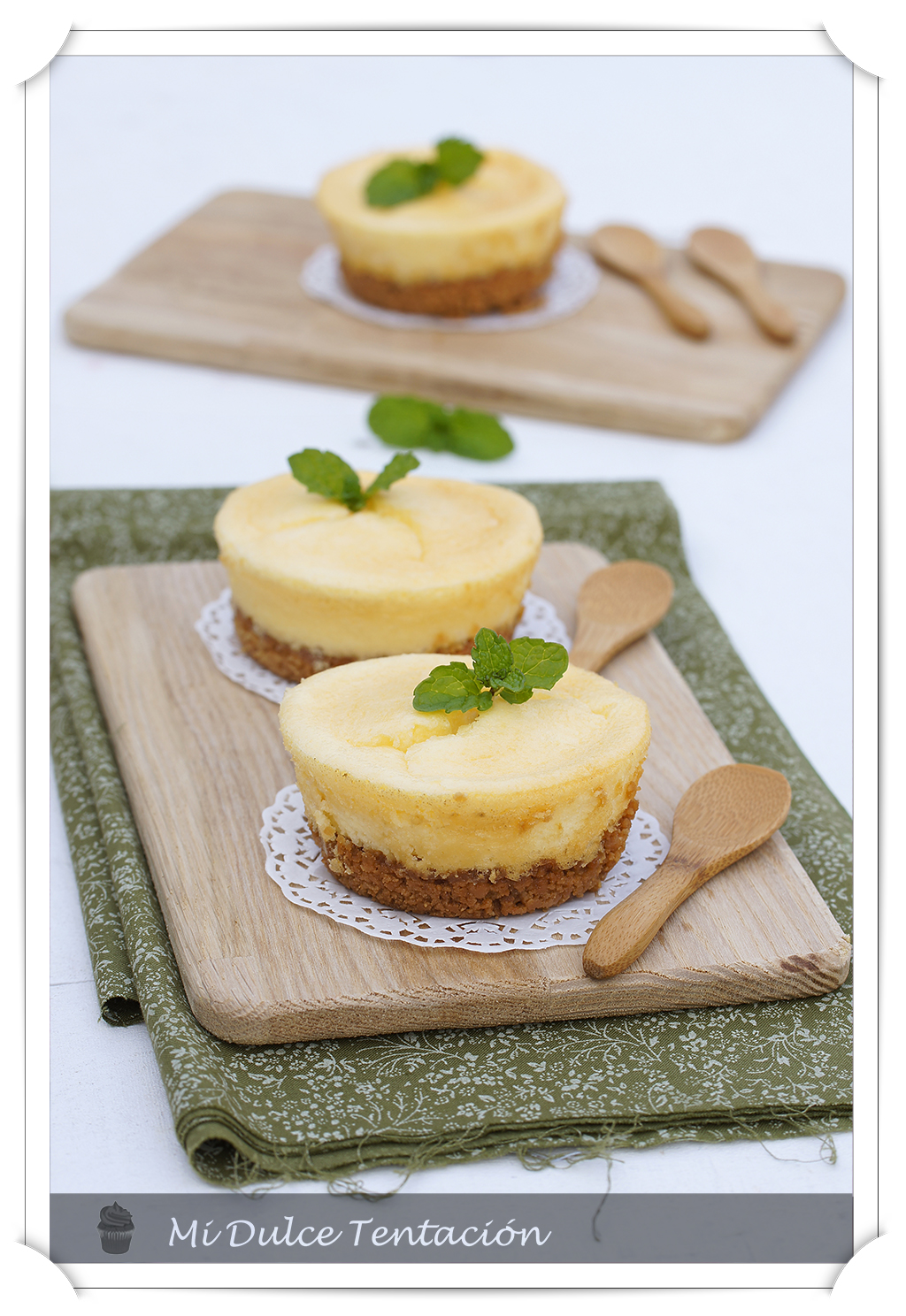 Mi dulce tentación: Pastelitos Individuales de Queso y Amaretto