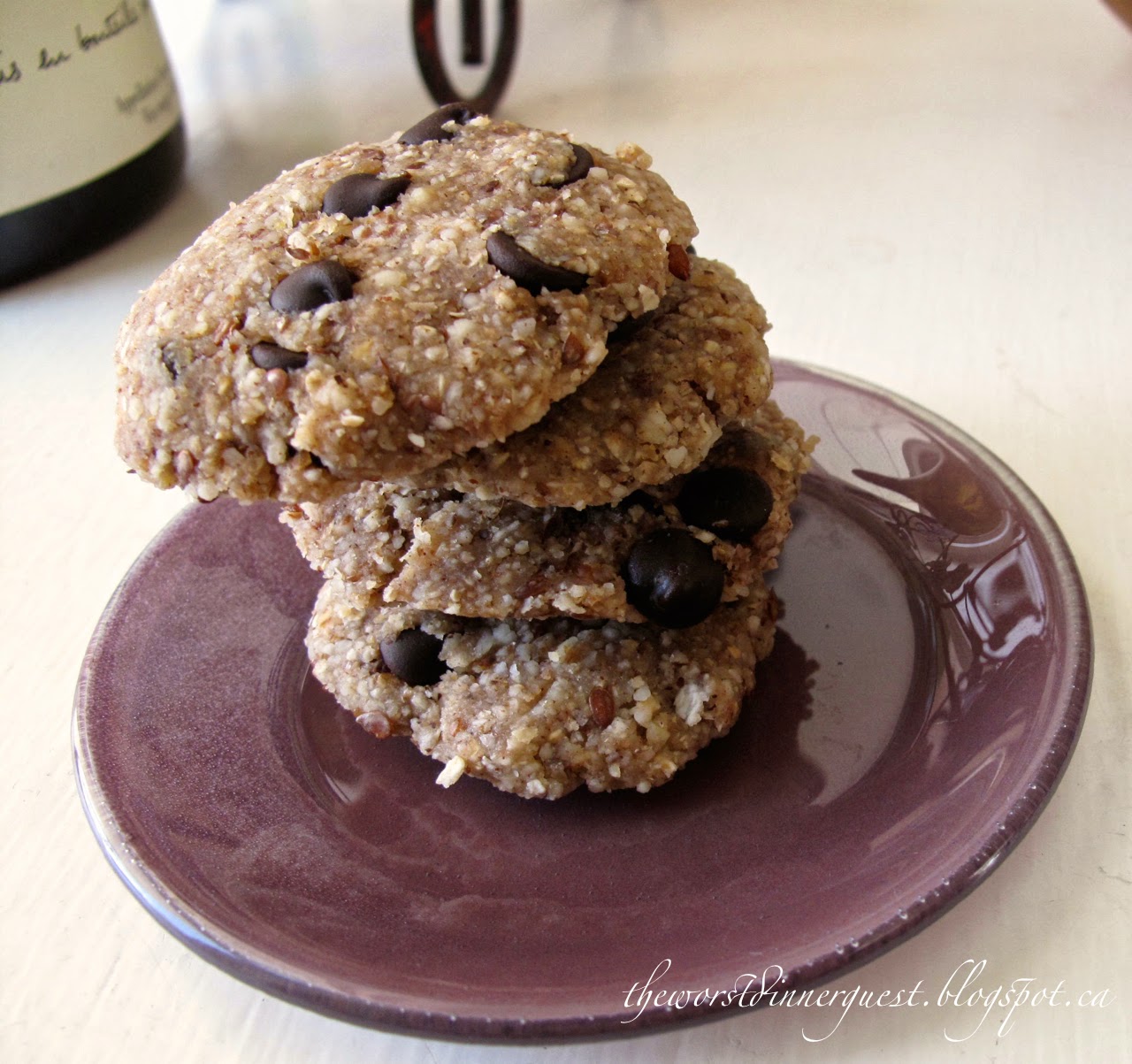 THE WORST DINNER GUEST: Raw Cookies: Vegan, Gluten-free and Chocolate Chip