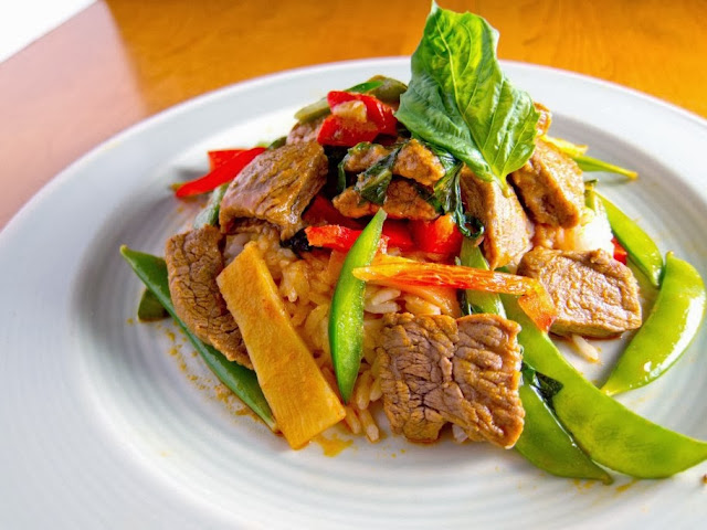 Gavin's Cooking: Thai Spicy Beef (Nuer Phad Phed)