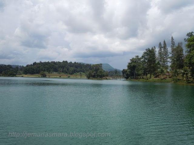 JeMaRi AsMaRa: TAMAN REKREASI TASIK PUTERI, BUKIT BESI, TERENGGANU