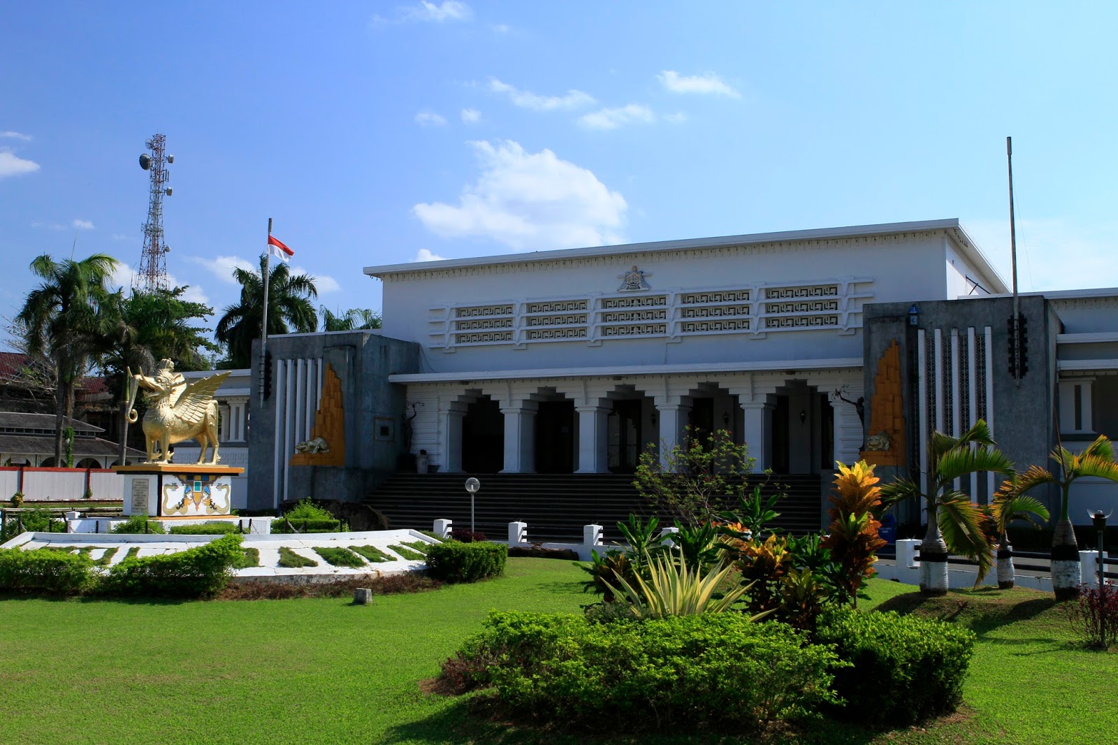 The Museum of Mulawarman in Kutai Kartanegara District ~ Malay Travel ...