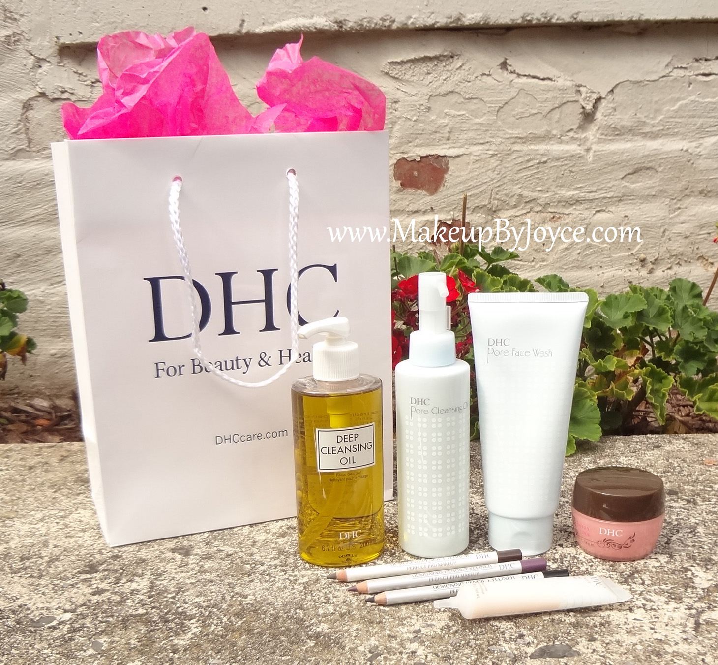 MakeupByJoyce ** !: Swatches: DHC Skincare and Makeup for 2013