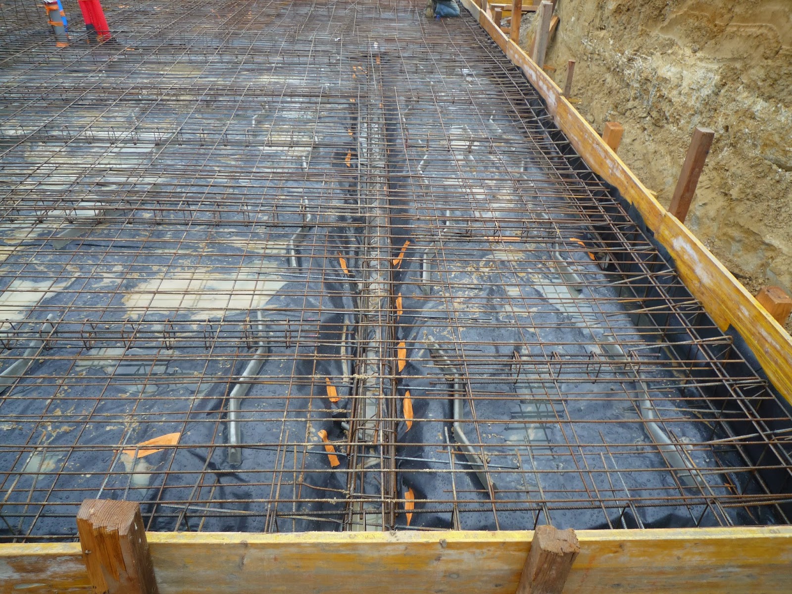 Notre maison en Haute-Garonne: Fondations: un joli radier