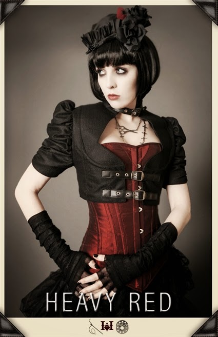 Madame Macabre: Looks inspiradores: nueva colección de Heavy Red.