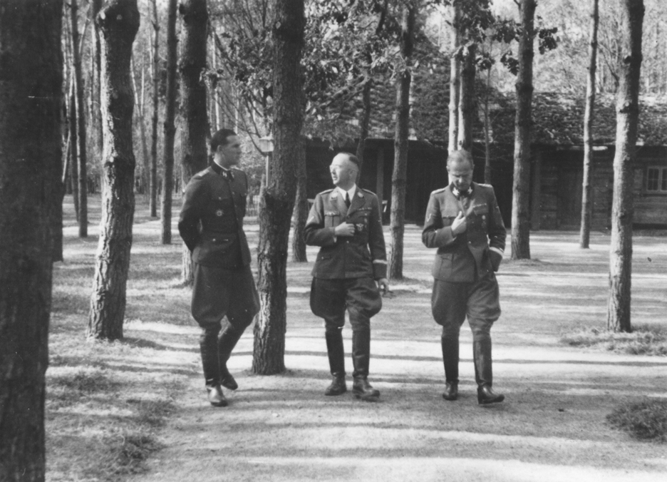 NAZI JERMAN: Foto Karl Wolff, Kepala Ajudan Himmler