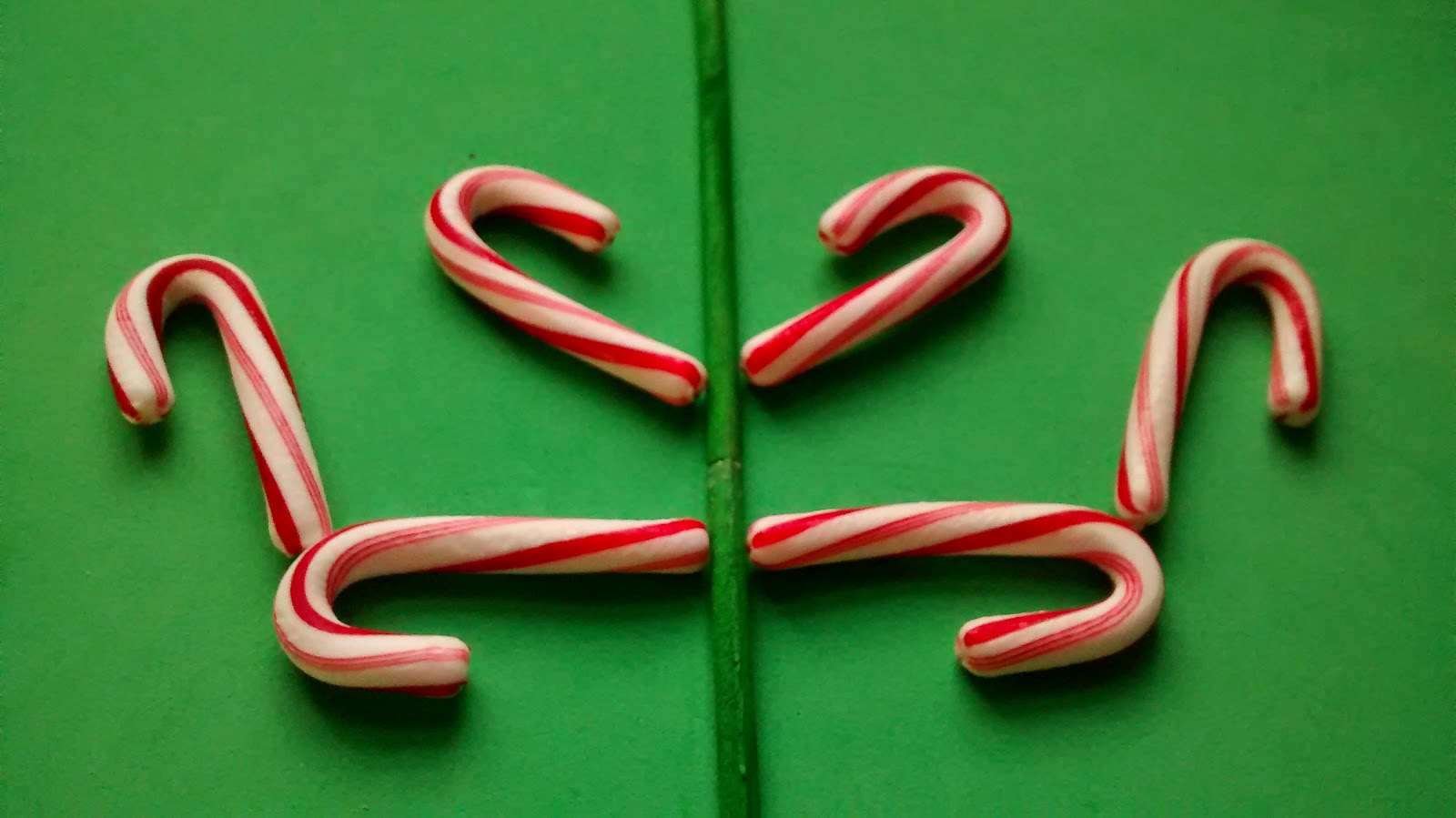 The Elementary Math Maniac: Candy Cane Math in the Primary Classroom