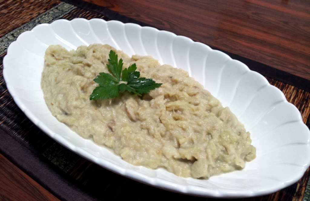 Mutabal Recipe (Eggplant Dip) وصفة المتبل - dish-away