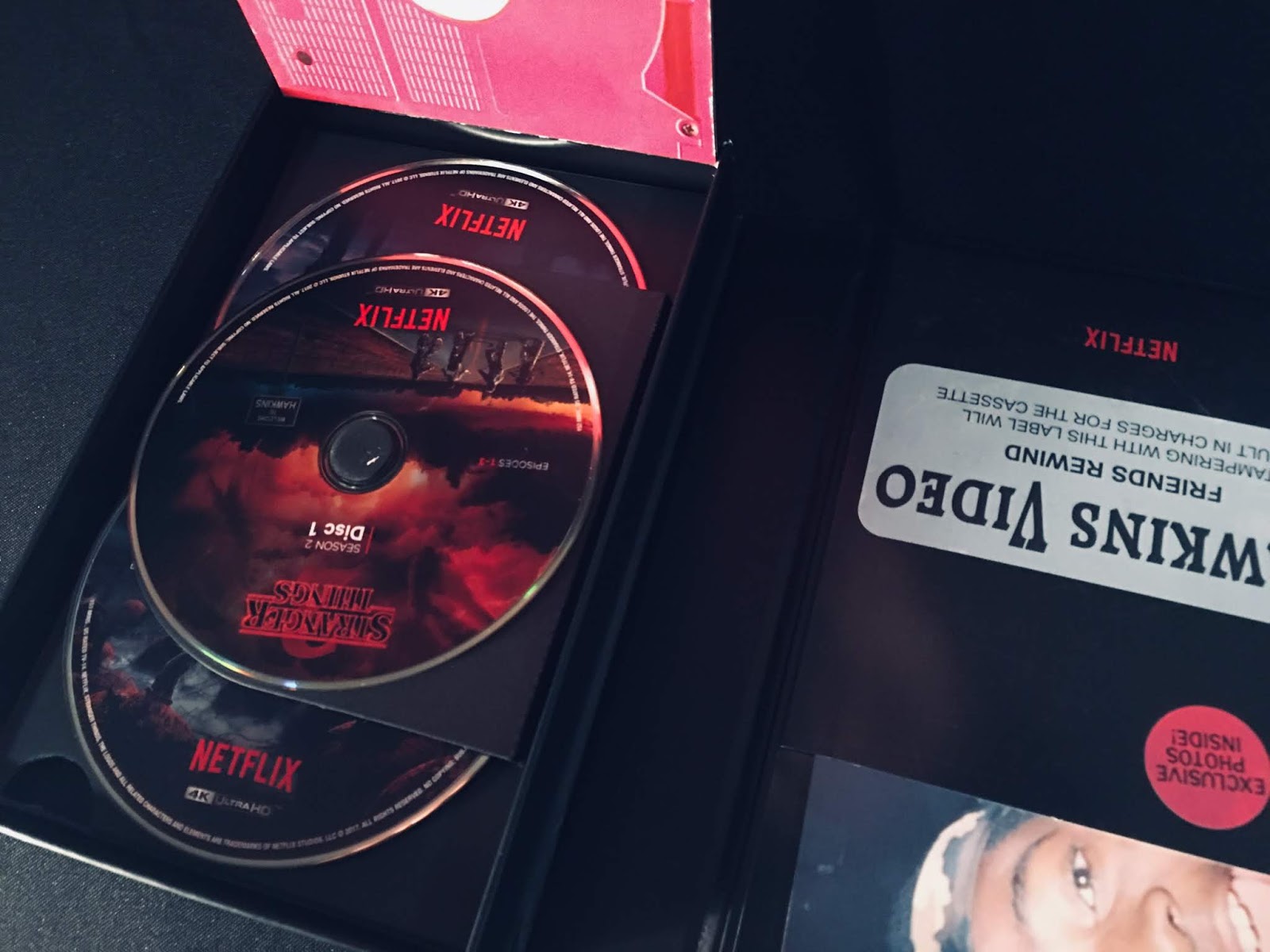 Jon Crunch: Review: “Stranger Things 2” Retro-Styled Box Set (4K Blu ...