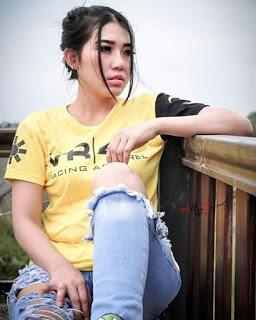 Profil Via Valen 2017 - dangdut word