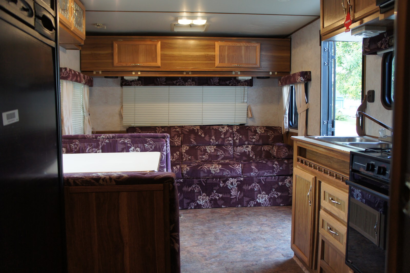 Alice gets a makeover: Ep. 12 - DIY RV Daybed