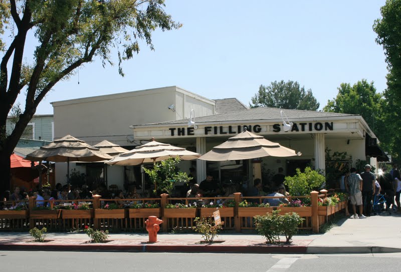 ciao! newport beach: breakfast at the Orange Circle