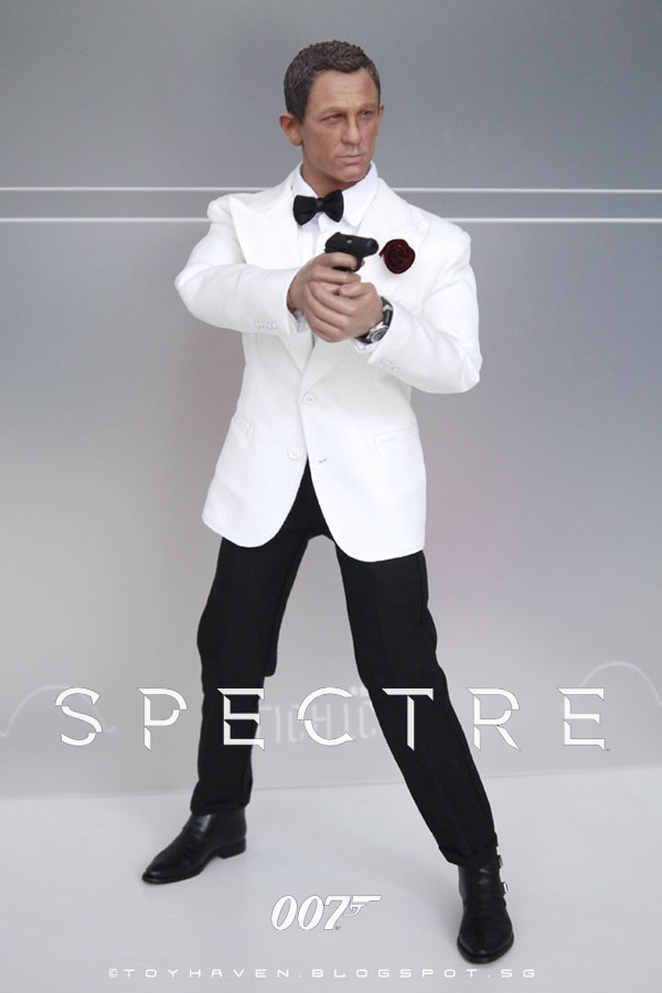 toyhaven: Blackbox Toys 1/6th scale Daniel Craig as 007 James Bond in ...