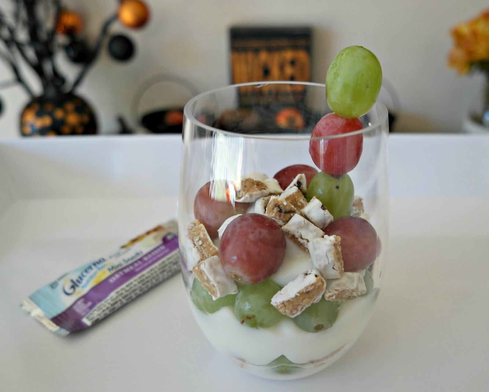 Sugar-Free Grape Parfait - 5 Eyeliners and a Gloss