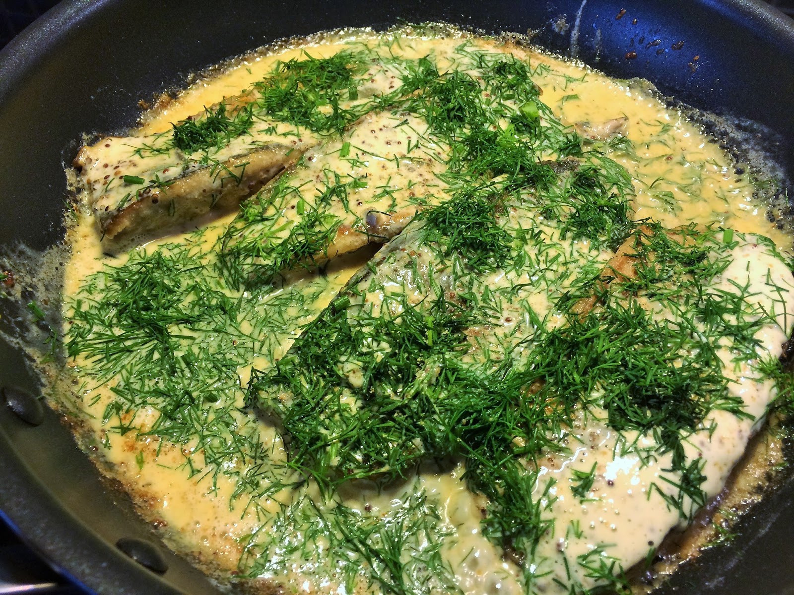 Farmors mat: Stekt makrill i senapsgrädde