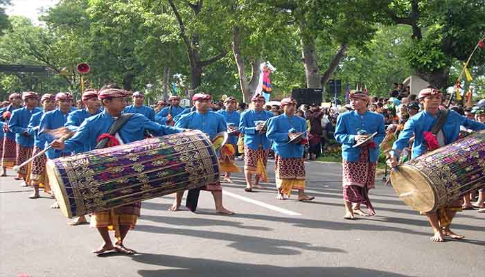 Tari Oncer, Tarian Tradisional Suku Sasak di Lombok NTB - Cinta Indonesia